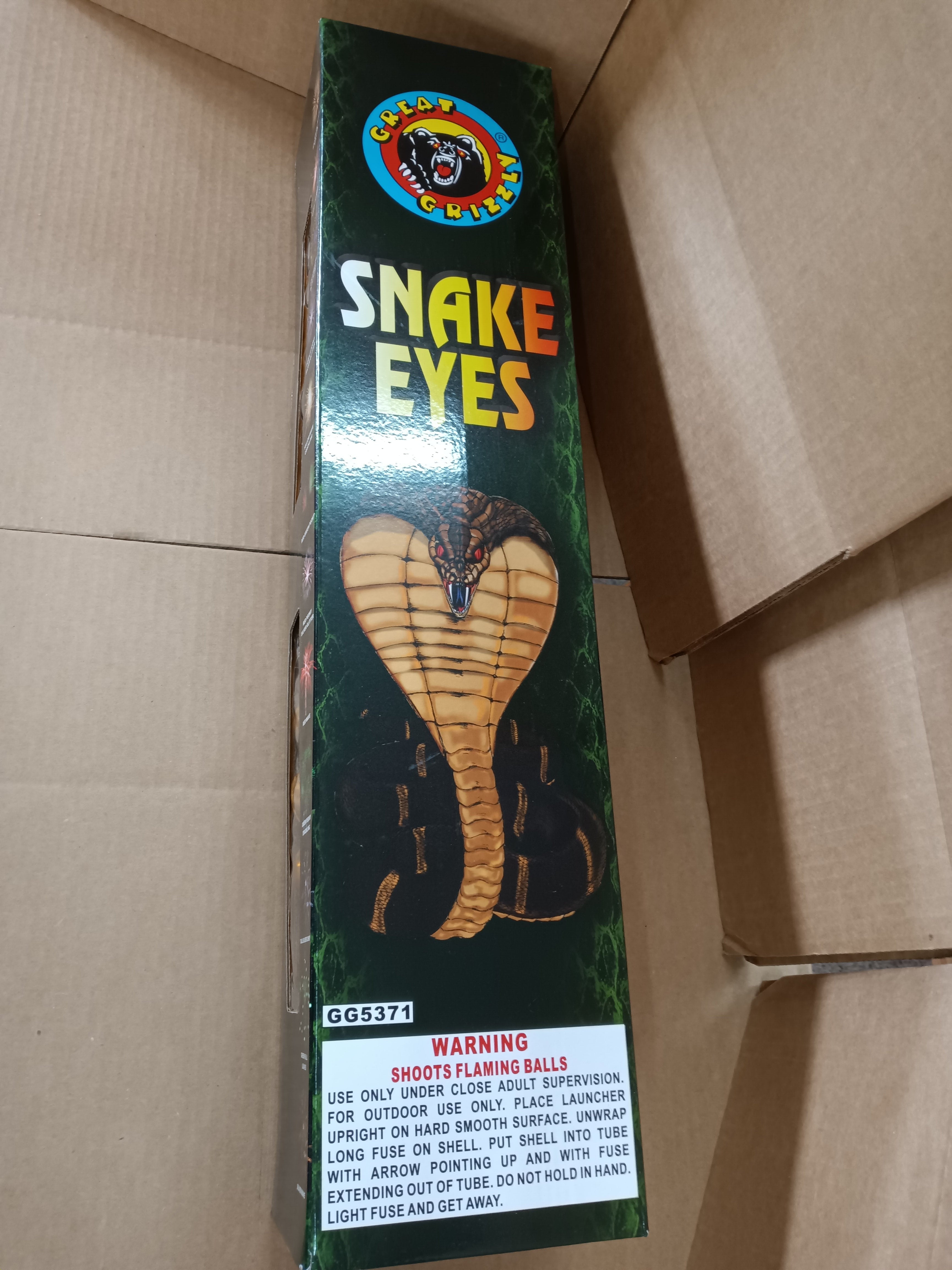 Snake Eyes canister 24 shells kit 14106 | S&J Fireworks